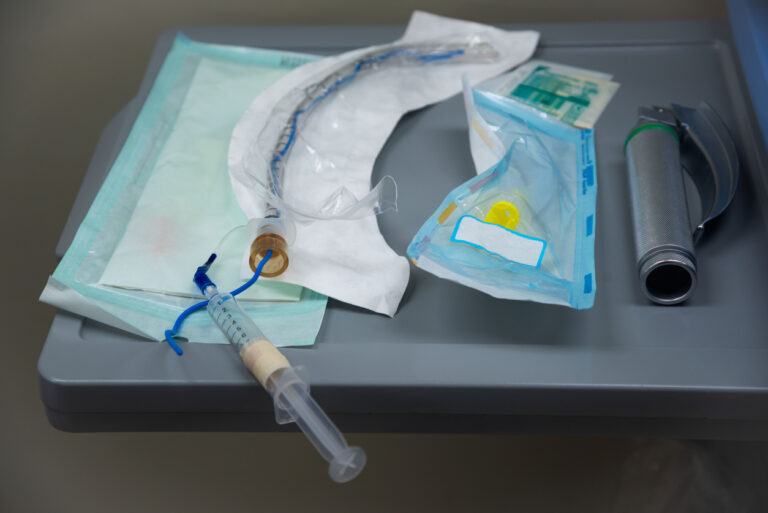 Airway Management in Anesthesia and Emergency Medicine - Intubation ...
